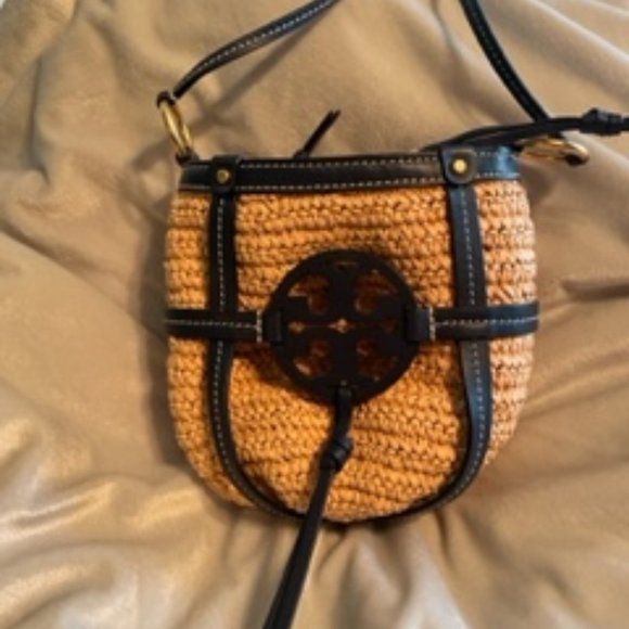 Tory Burch | Bags | New Tory Burch Miller Logo Straw Bucket Bag With ...